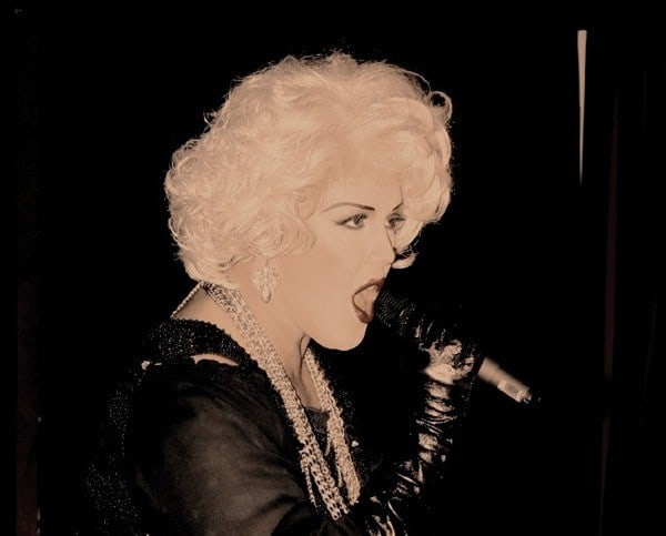 GALERIE | Elke Winter Queen of Comedy